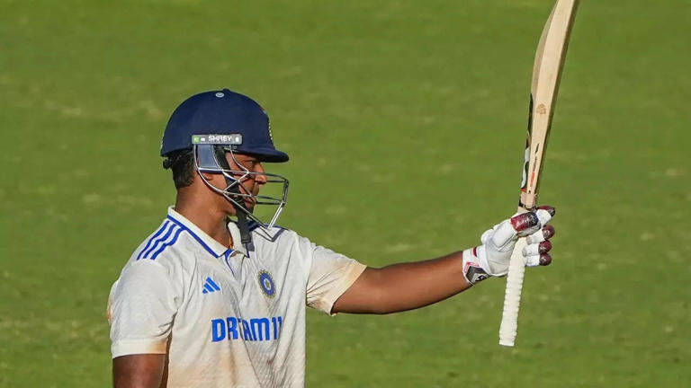 4 sixes, 9 fours, 93 runs! Vaibhav Suryavanshi's explosive reply to ...