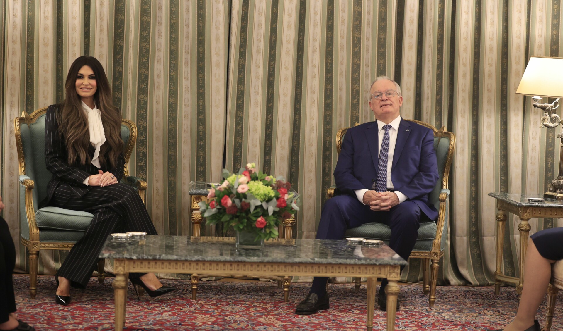 Η Κίμπερλι Γκιλφόιλ επέδωσε τα διαπιστευτήριά της στον Πρόεδρο της ...