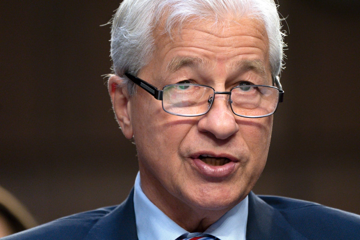 JPMorgan CEO breaks ranks and says he will ‘offer to help’ Mamdani