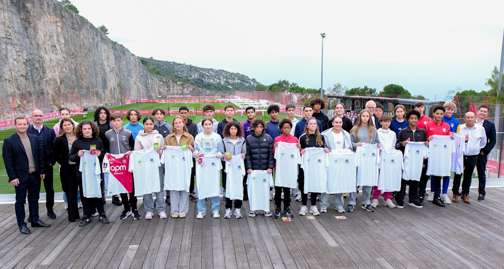 "Avant de faire de bons footballeurs, on veut faire de bons citoyens ...