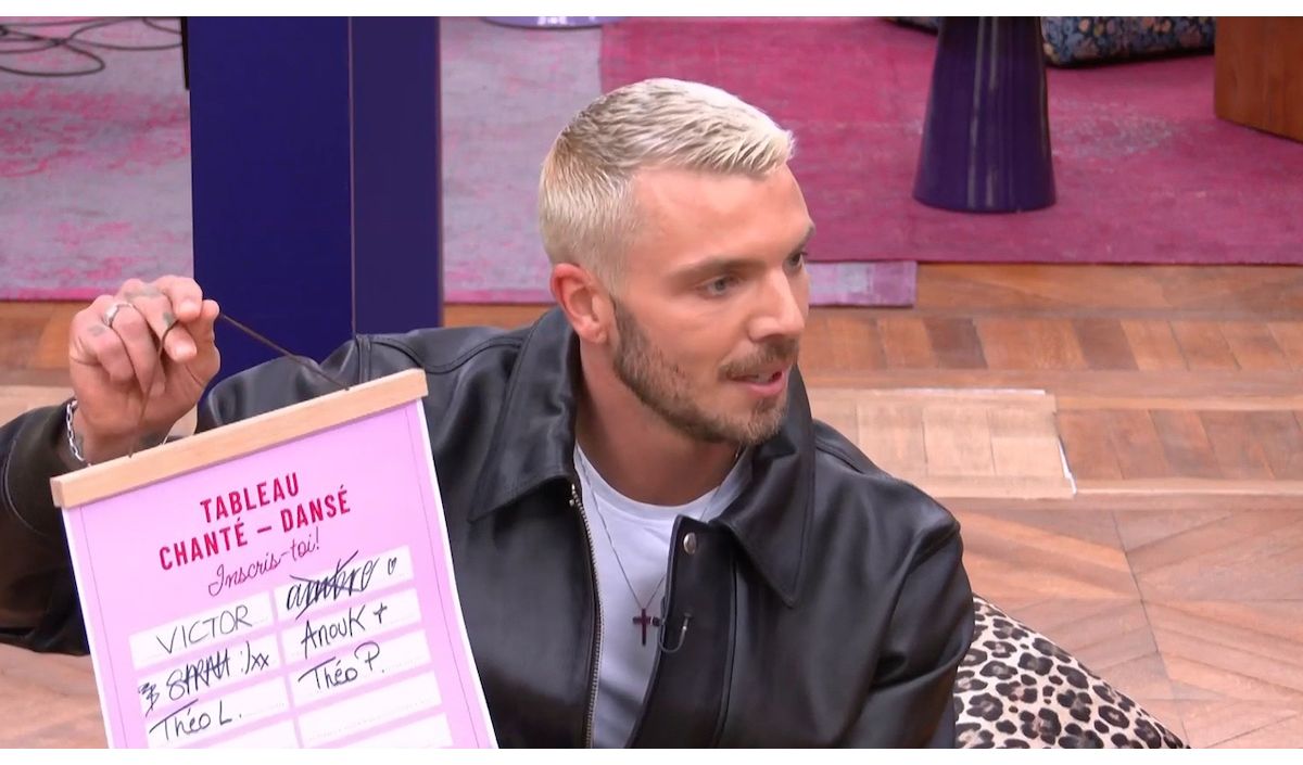 "Vous n'avez pas compris l'enjeu" : Agacé, Jonathan Jenvrin recadre les élèves de la "Star Academy"