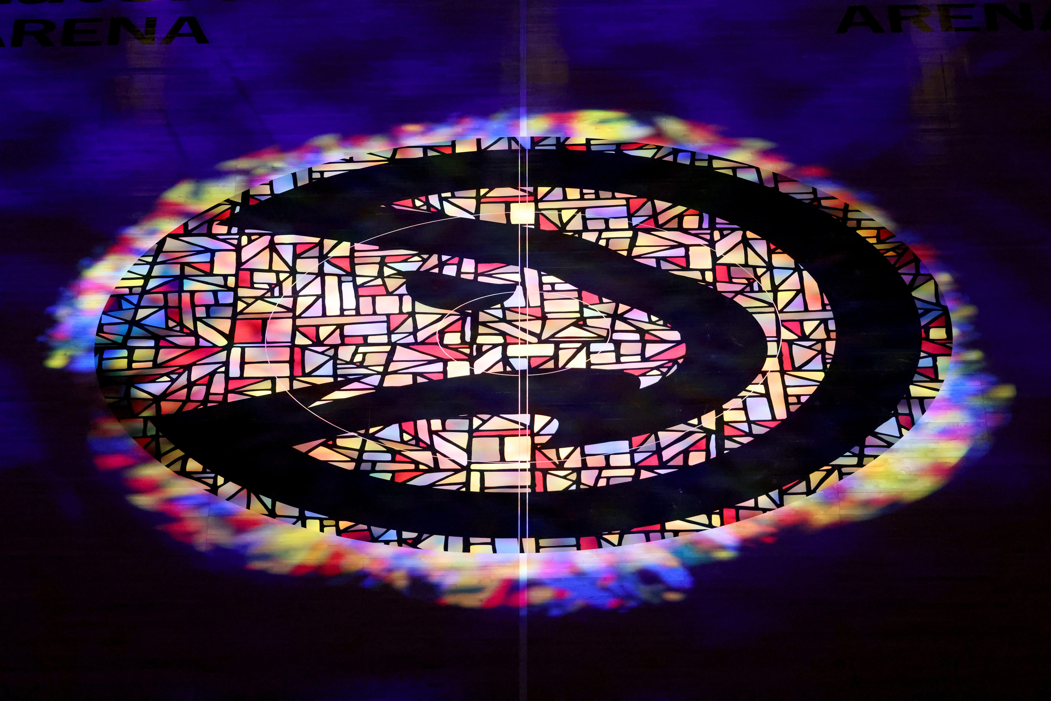 Former Atlanta Hawks executive charged with embezzlement, wire fraud ...