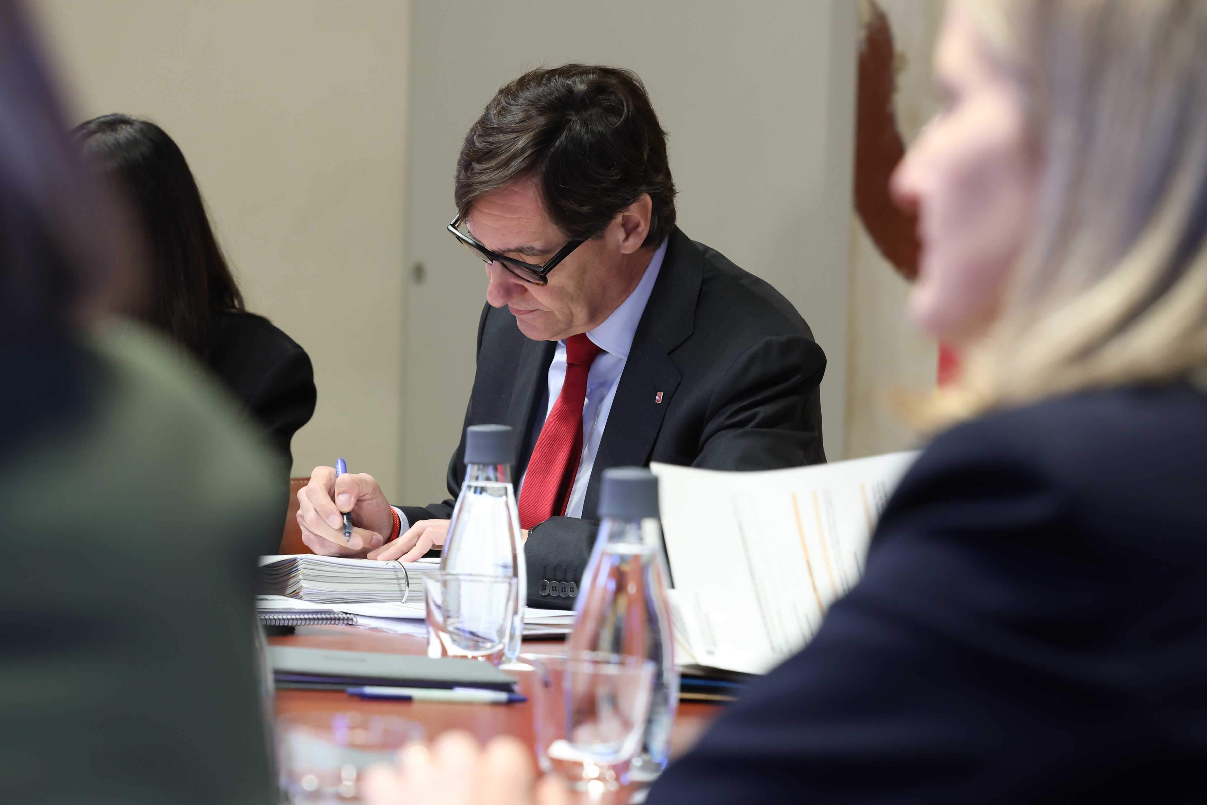 El Govern se resigna a aparcar la negociación de presupuestos hasta cerrar con Montero la ...