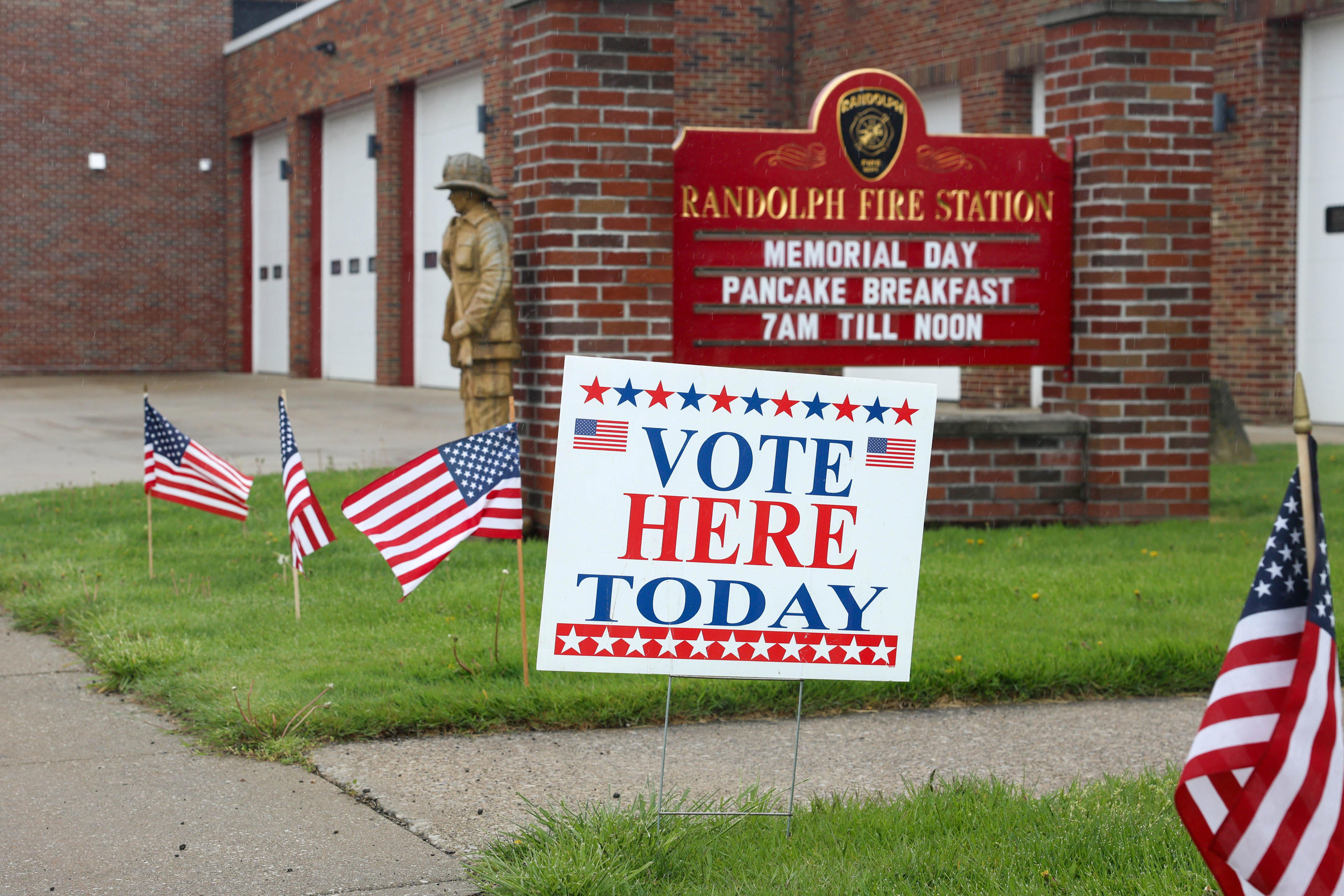 Where do I vote in Ohio? What do I need to bring? Polling location info ...