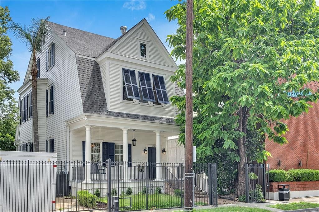 1923 Classic in New Orleans, Louisiana Featuring 13-Foot Ceilings and ...