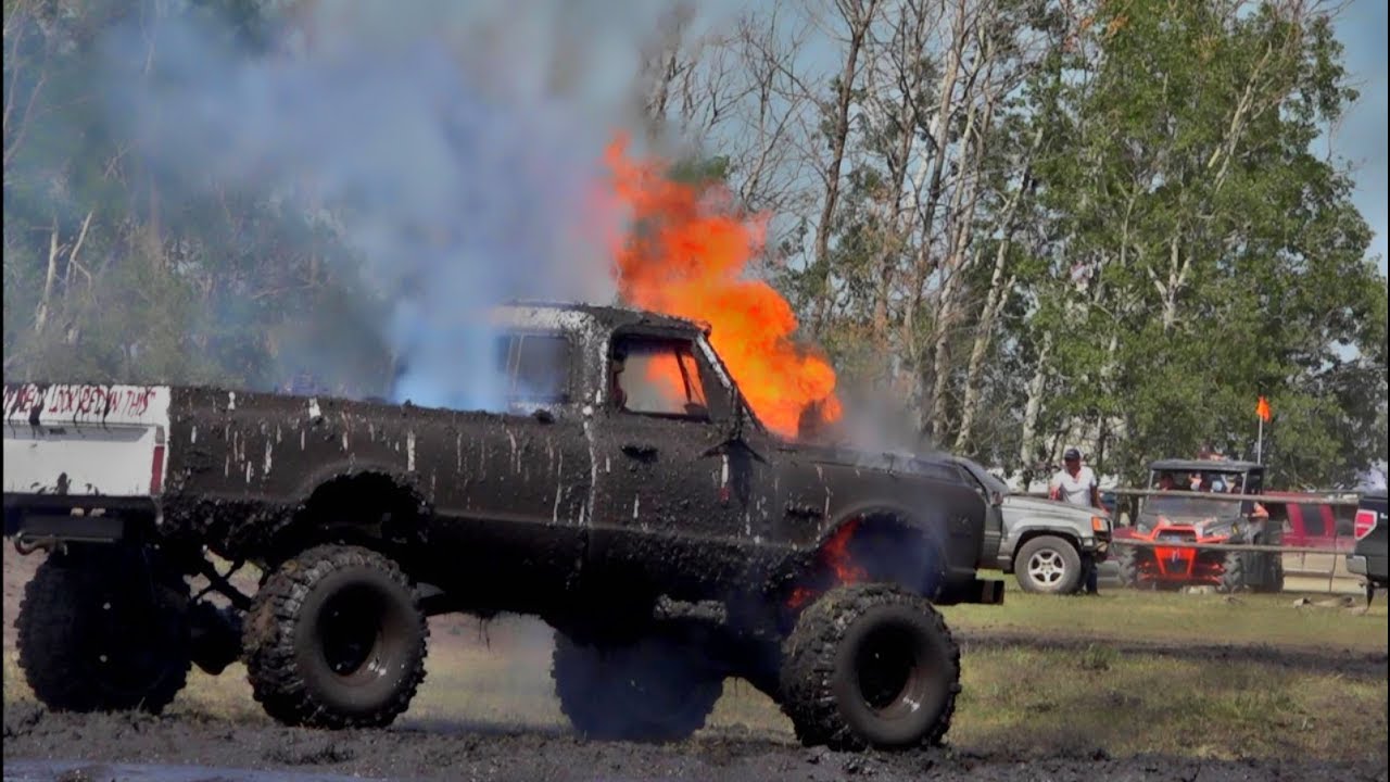 Redneck Mudding!! Engine Fire!!!