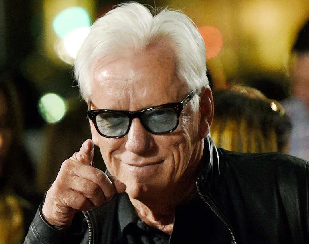 15 Celebrities With Genius-Level IQs