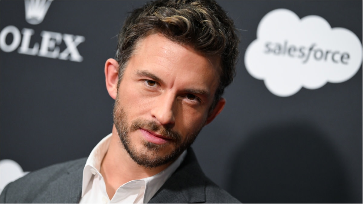 Jonathan Bailey Opened Up About a Partner, 'Gay Love' & Dating