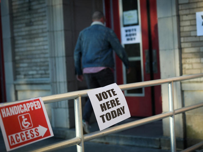 Judge allows polls in parts of NJ to stay open late following bomb threats