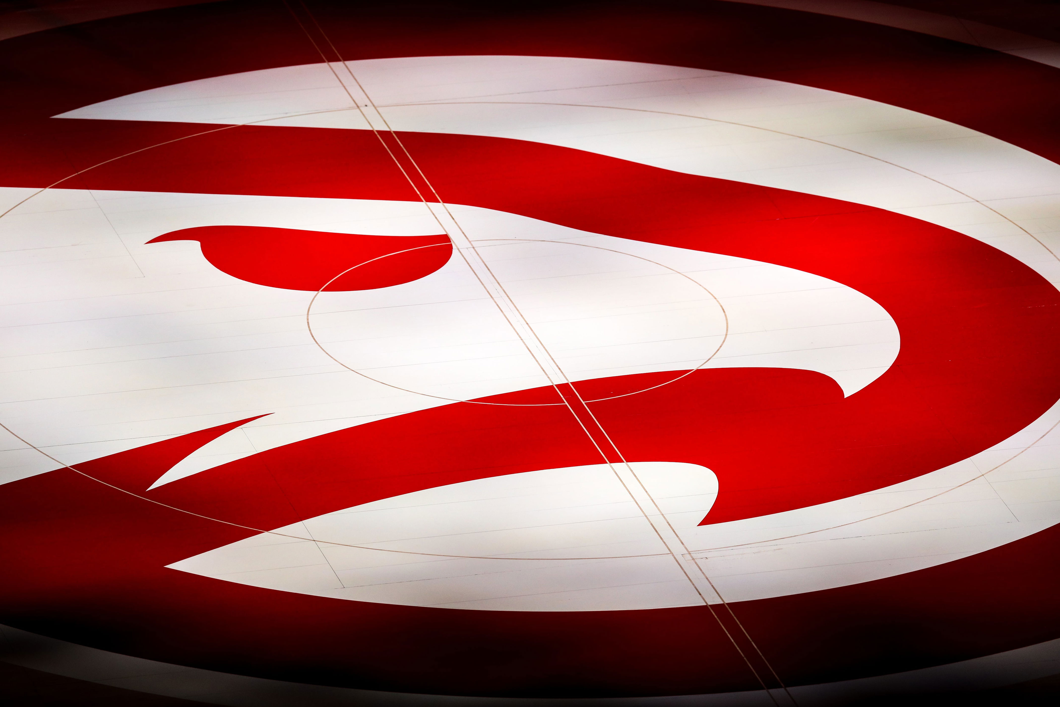 Ex-Atlanta Hawks executive gets federal prison time in $3.7M fraud scheme