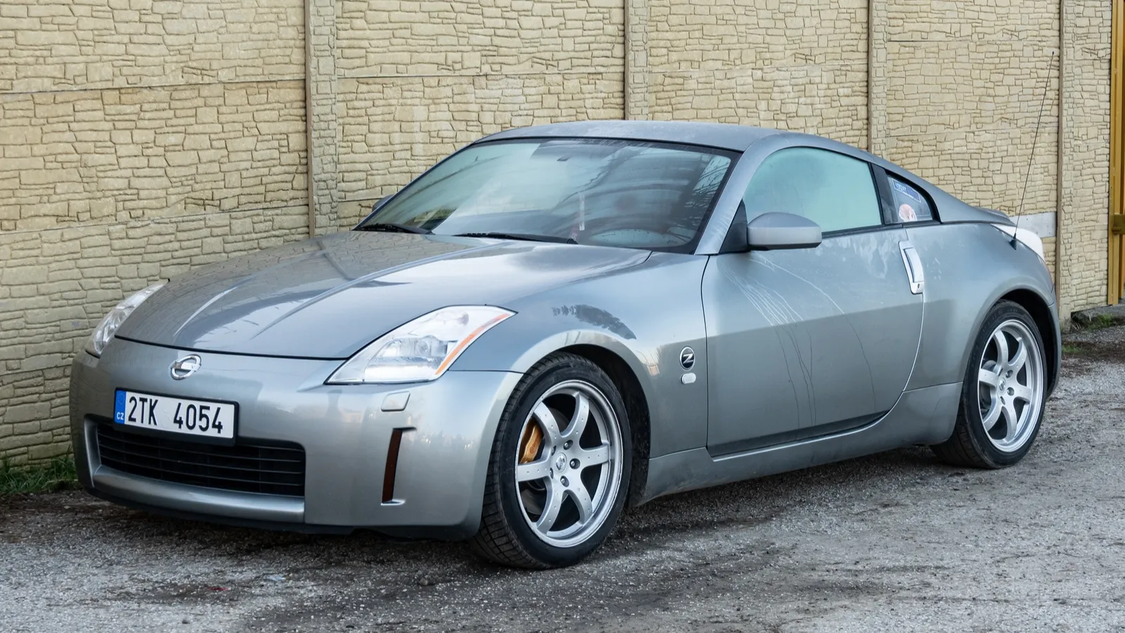 Iconic sports cars from the early 2000s that defined a generation