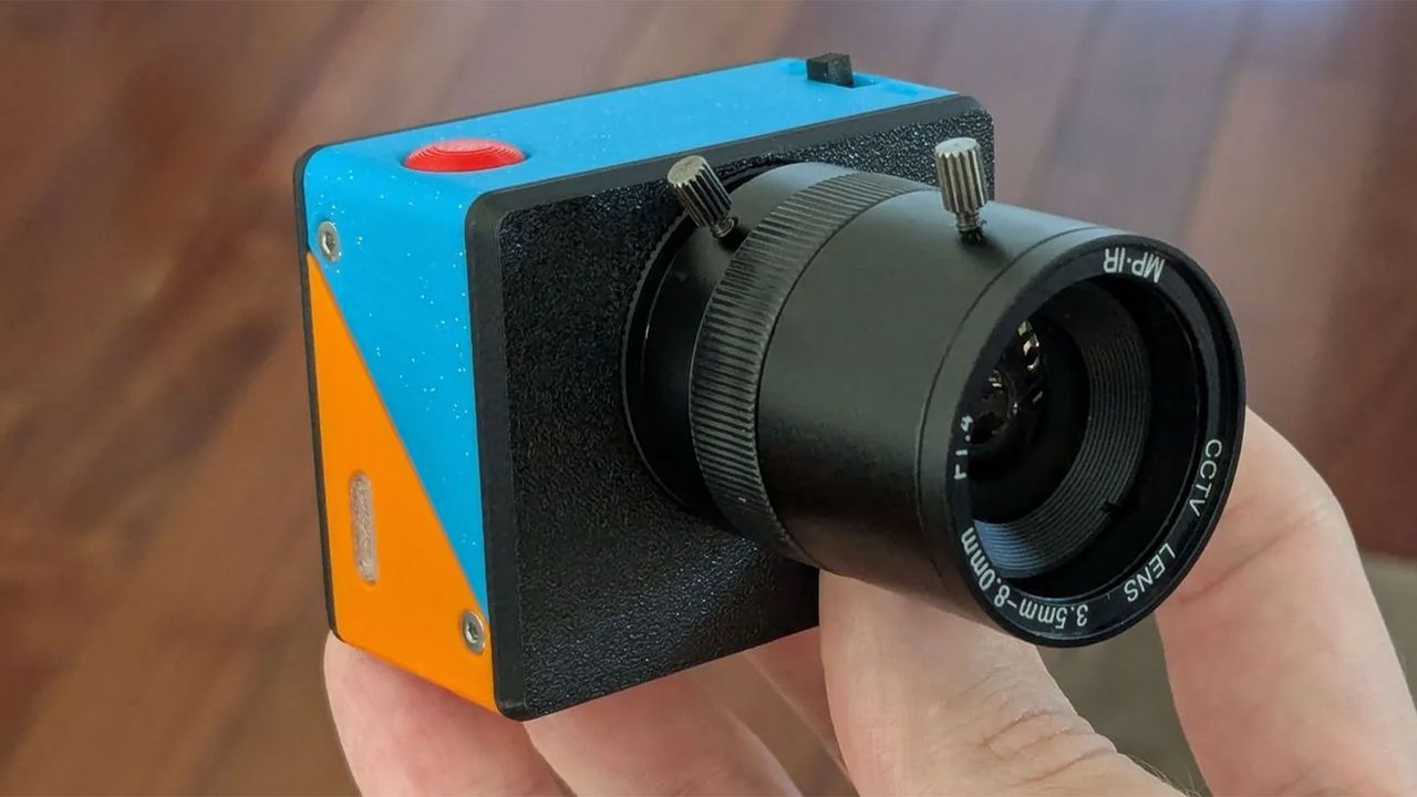 3D printing enthusiast creates camera with a gutted optical mouse's ...