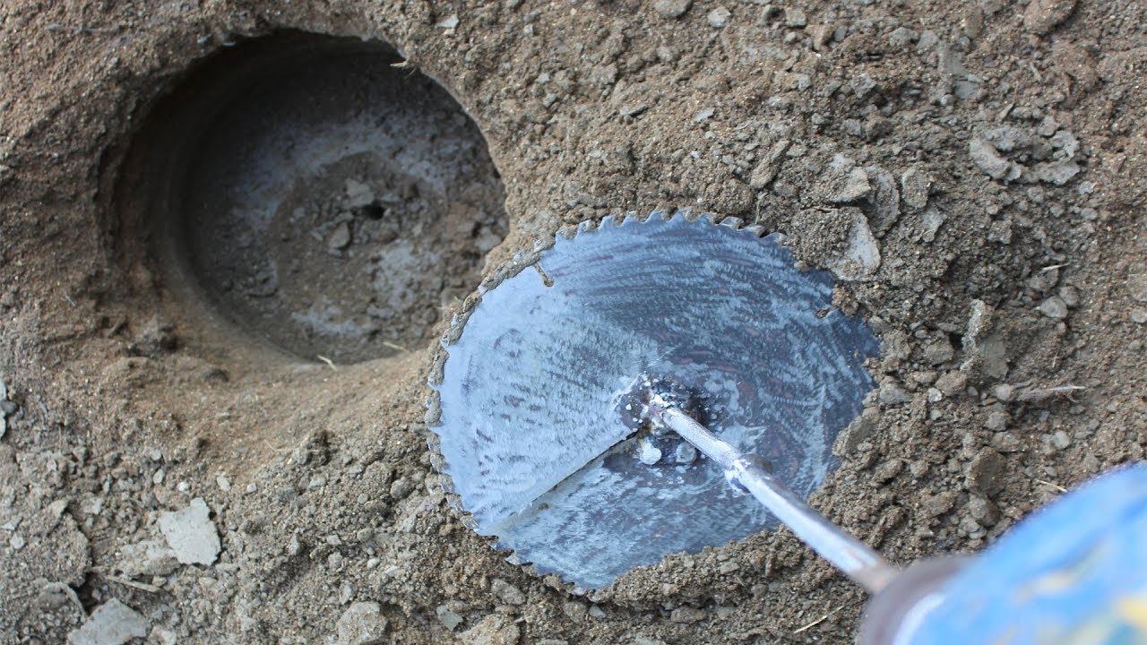 Homemade tool for drilling holes