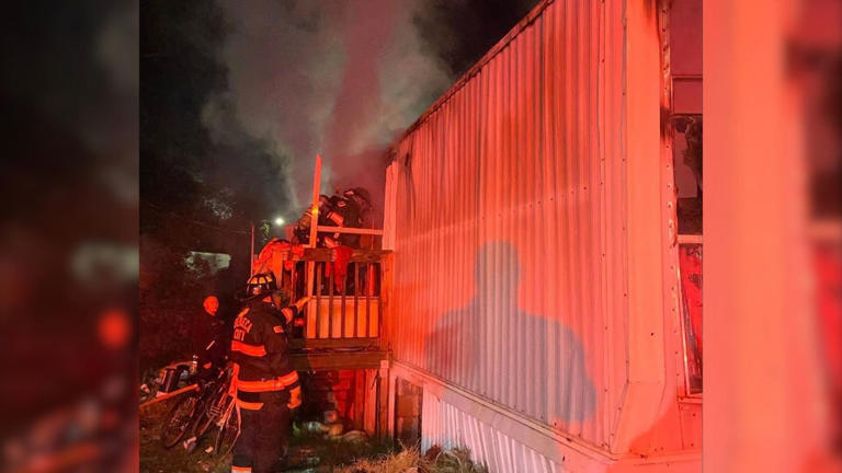 Crews respond to home fire in Seneca
