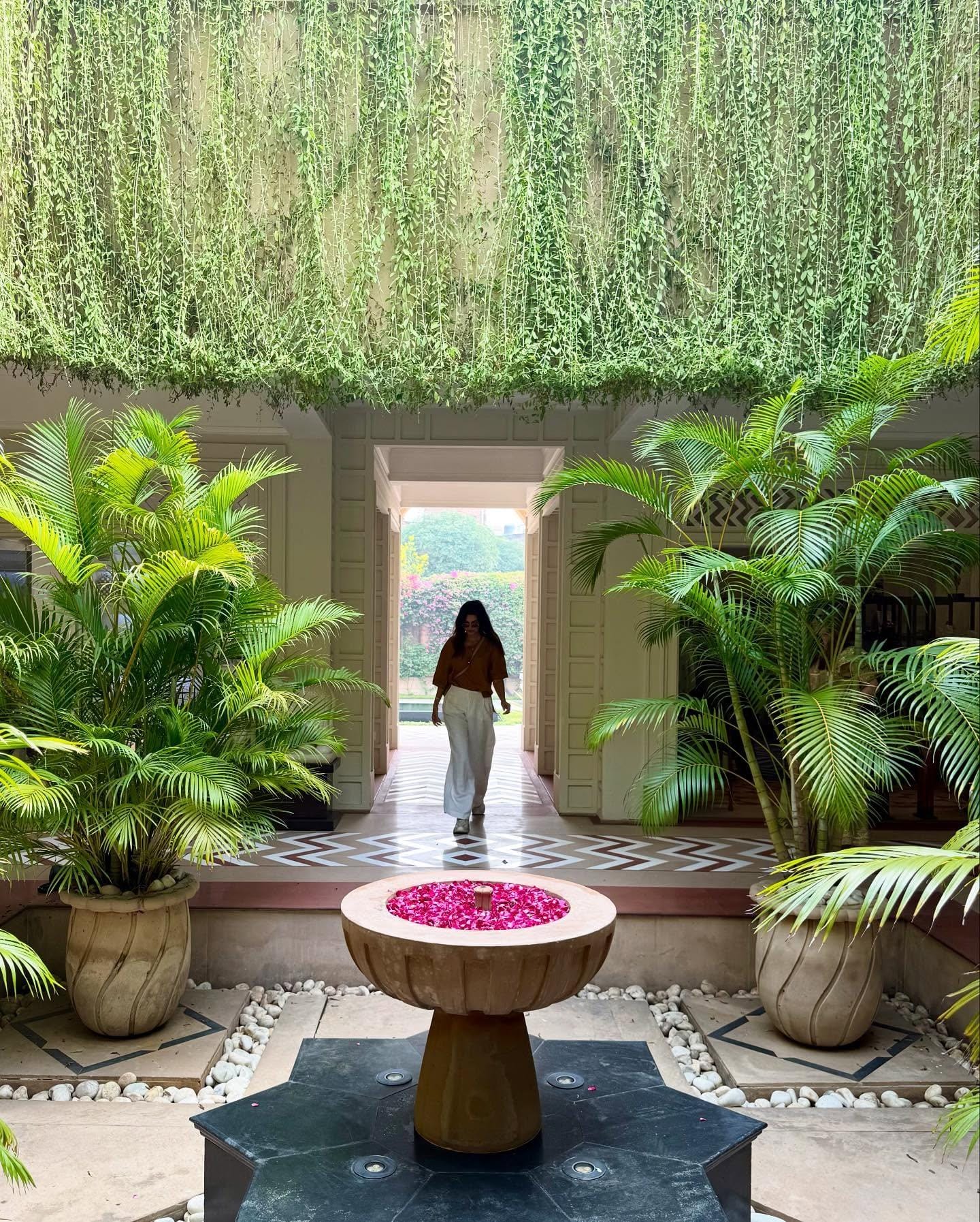 Maria Cerqueira Gomes... longe de Portugal!