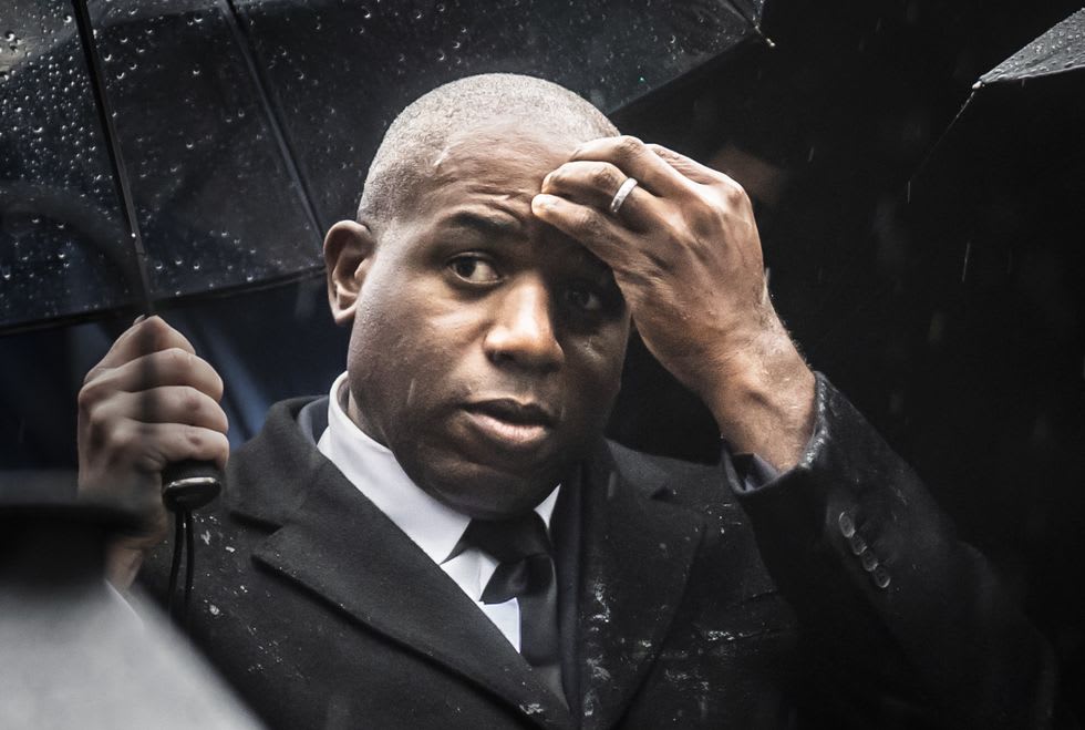 French taxi driver cleared of stealing cash and luggage from ...