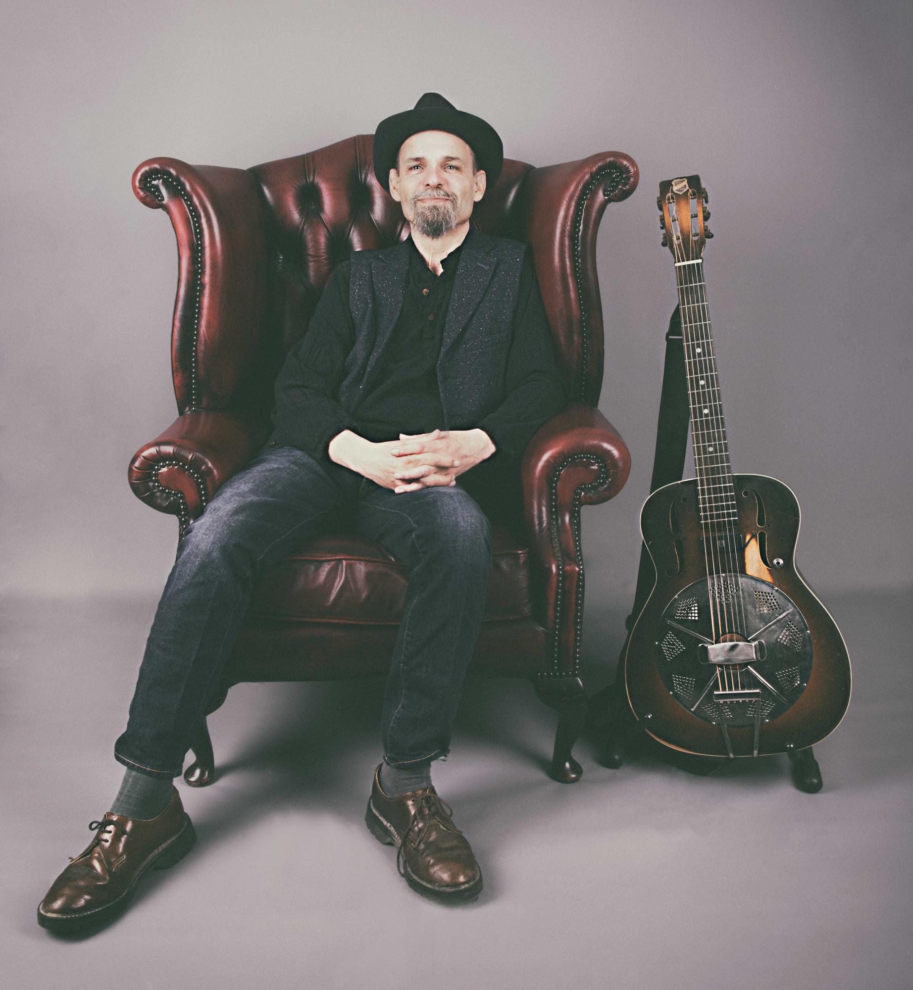 Mark Harrison Band at the Florence Nightingale Memorial Hall, Holloway ...