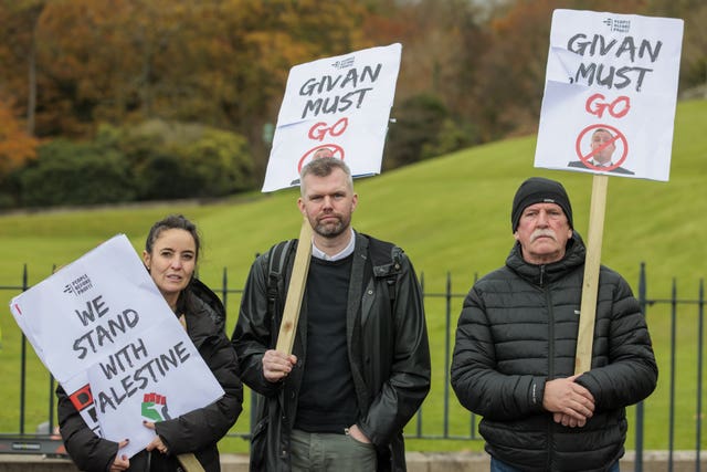 Signatures secured for no-confidence motion in Stormont Education Minister