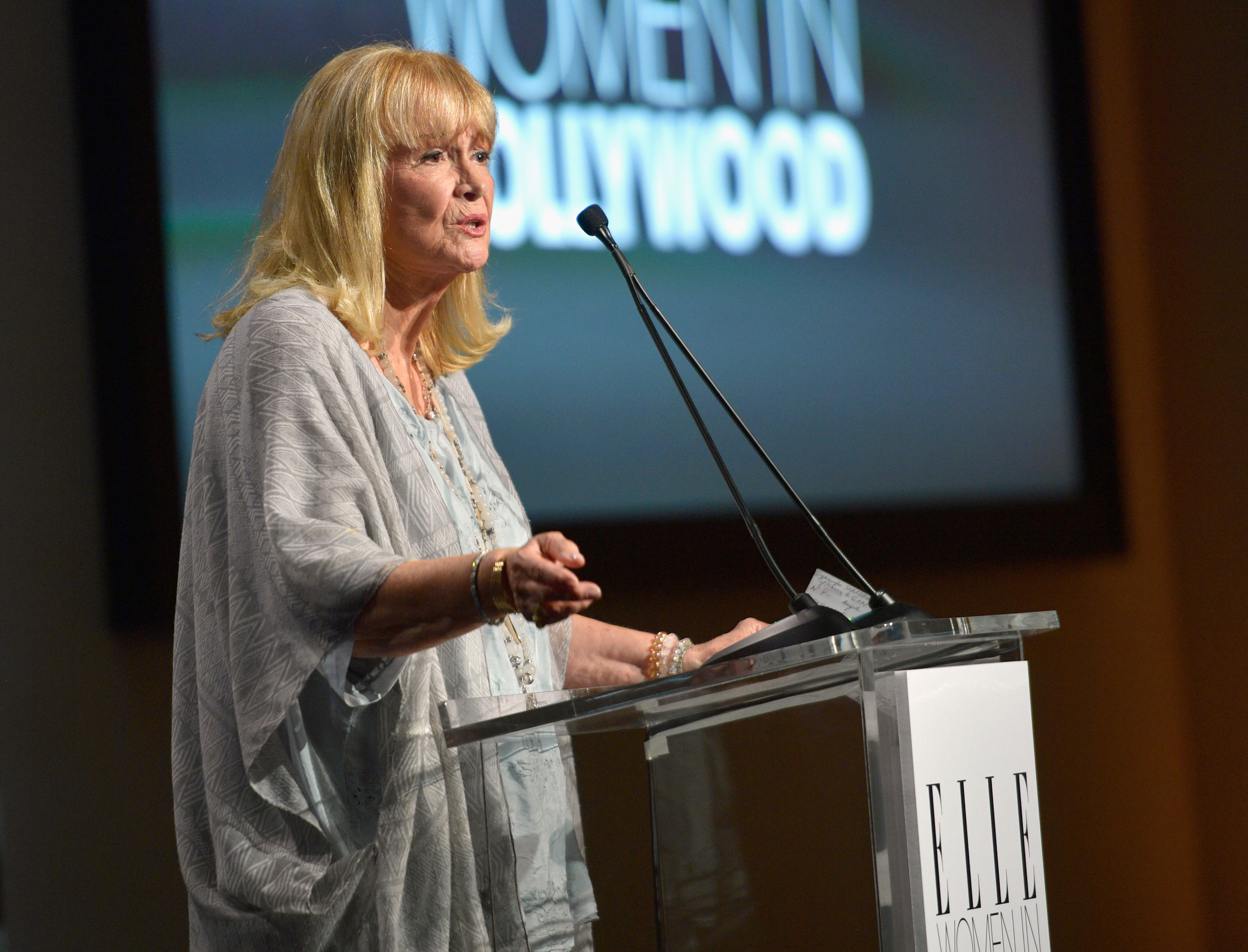 What happened to Diane Ladd’s first daughter? Actress lost Laura Dern’s ...