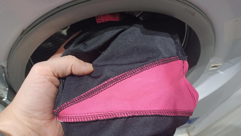So THAT's Why You Should Always Wash Gym Clothes Inside Out