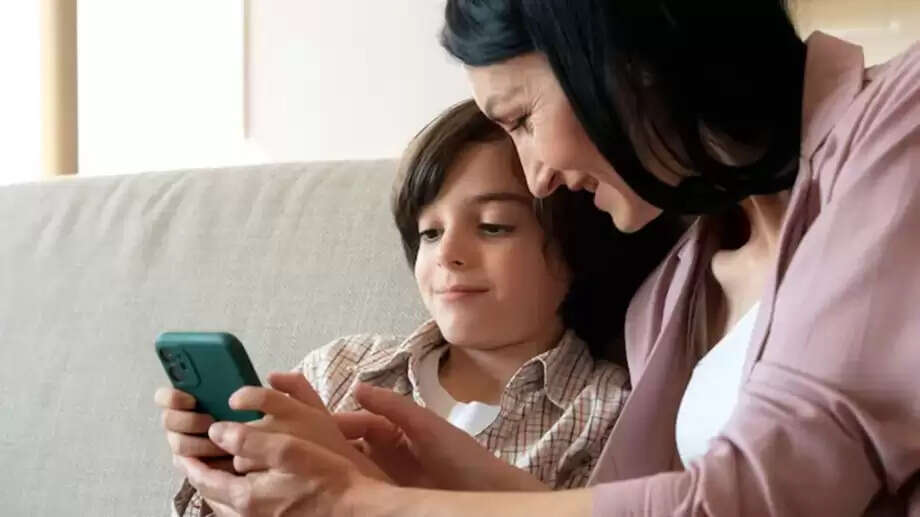 Effective Communication Tips for Strengthening Parent-Child Relationships