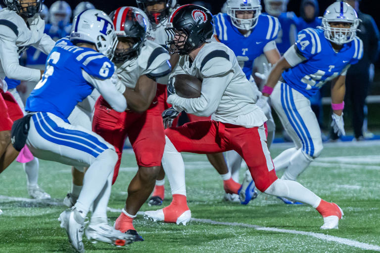 Every Beaver Valley WPIAL high school football playoff quarterfinal and ...