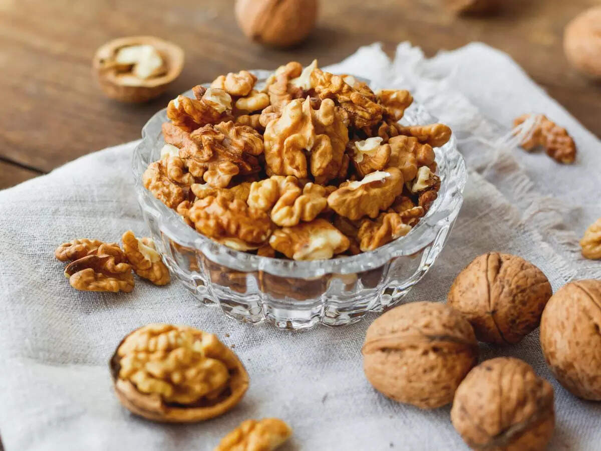 5 incredible benefits of eating walnuts