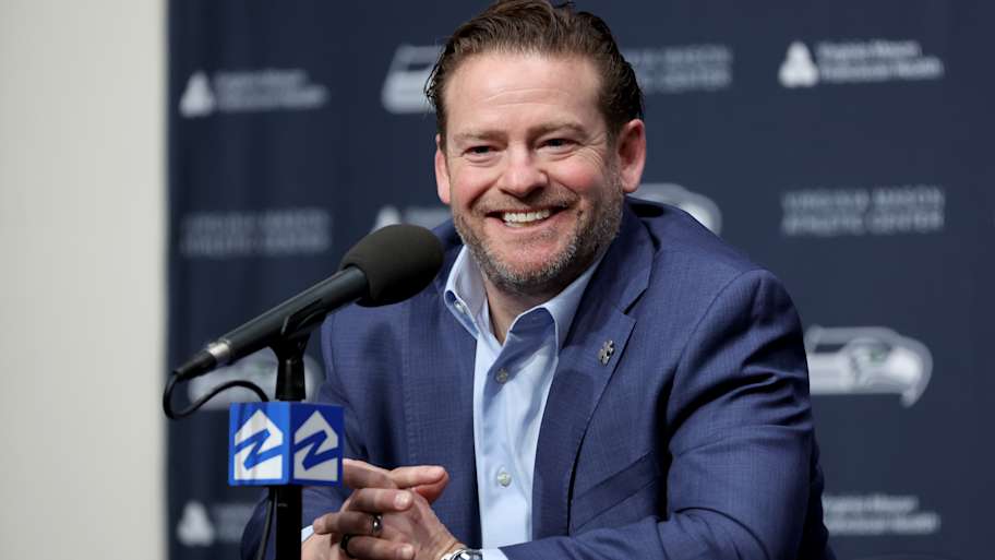 Seahawks beat reporter just sparked wild trade buzz with one deadline ...