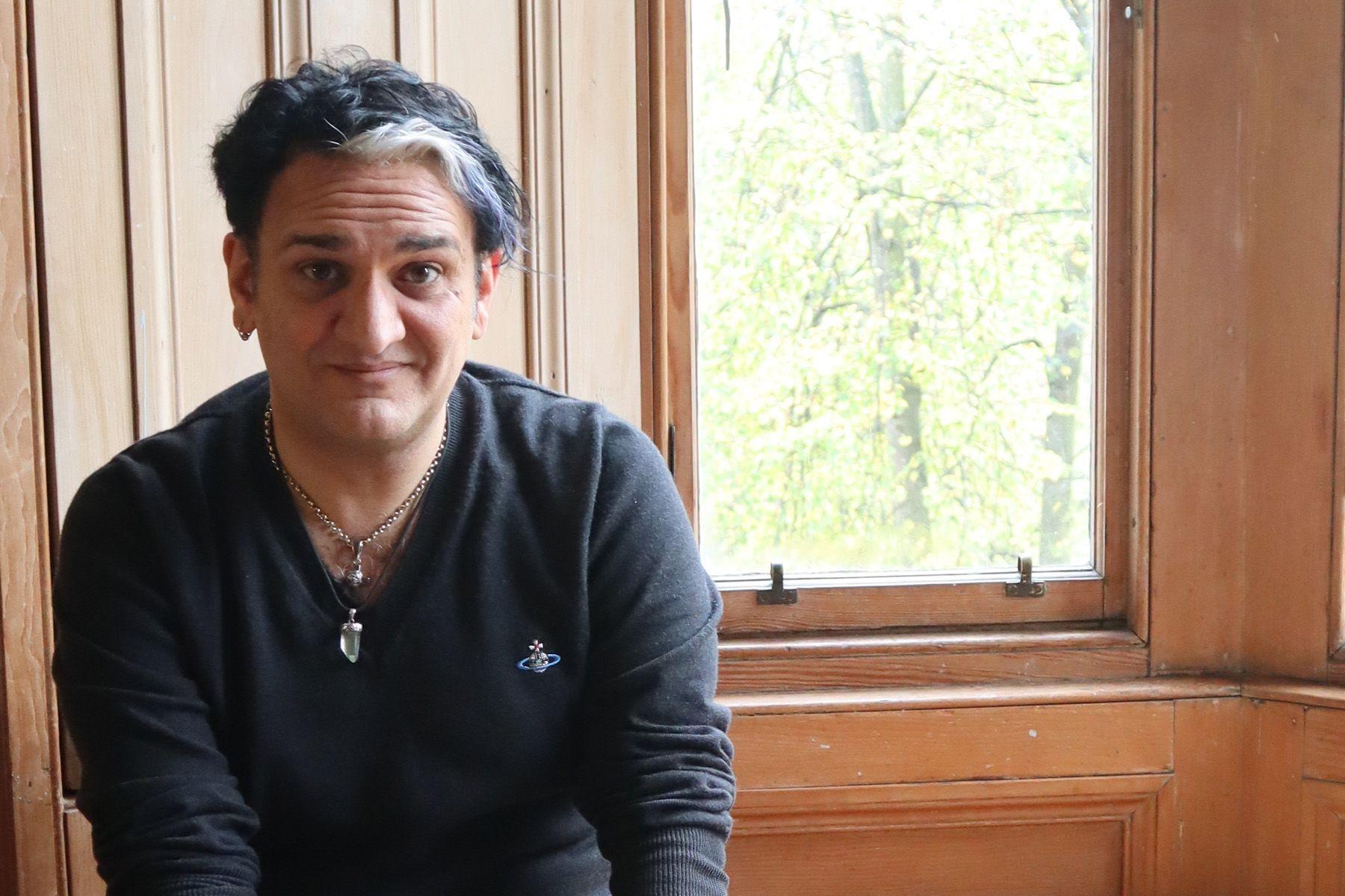 Performance artist and activist brings digital ID campaign to Edinburgh