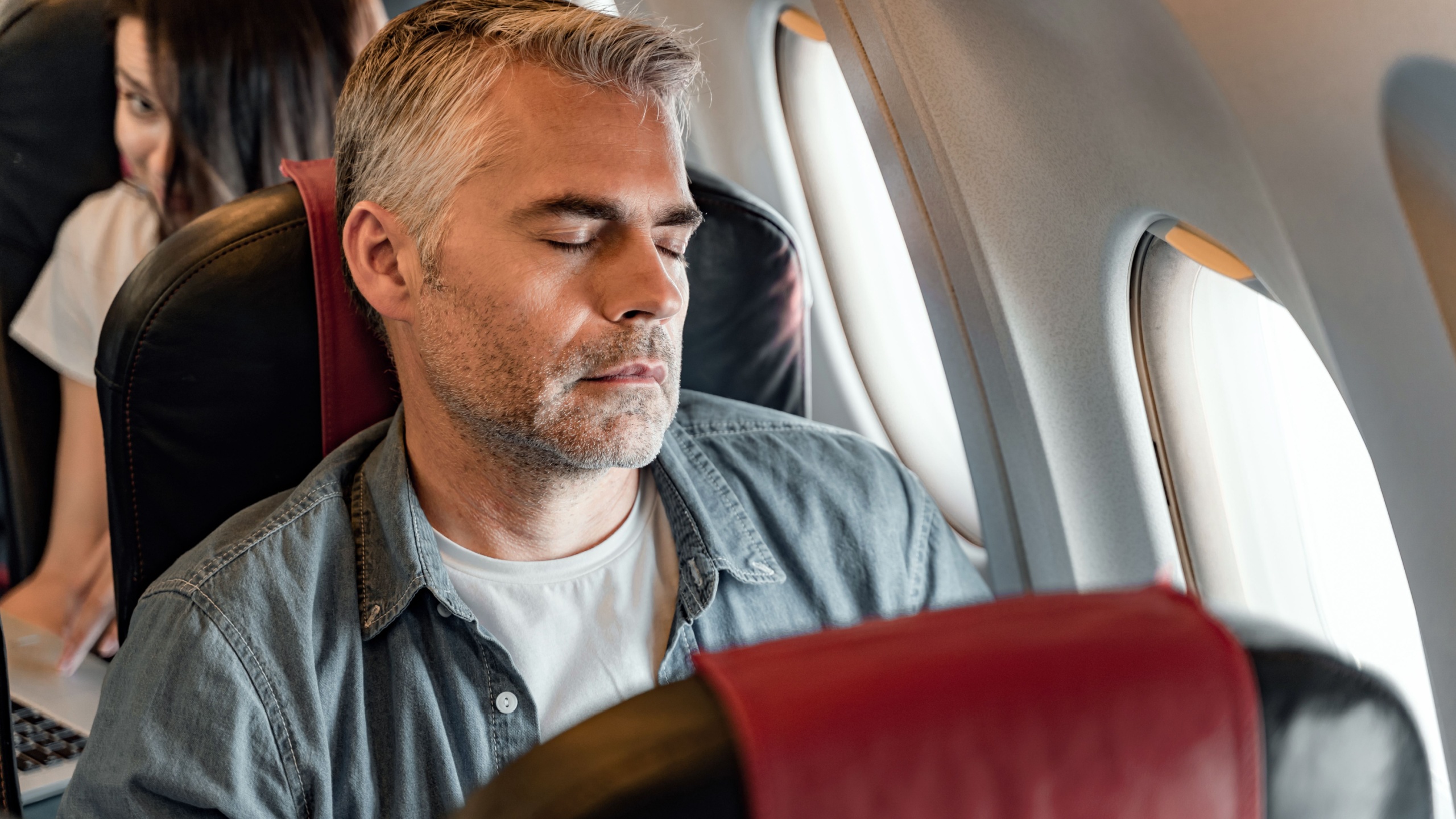 11 airplane etiquette concerns travelers often share