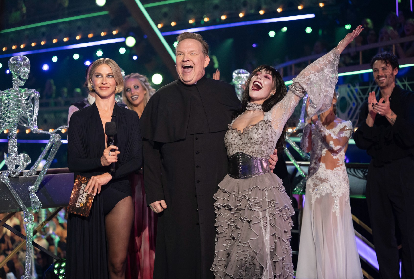 Why “Dancing with the Stars” fans love voting for Andy Richter