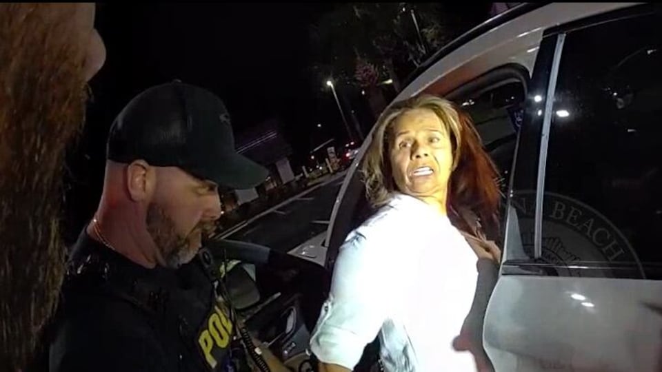 Woman arrested in Volusia for fleeing law while DUI and other charges