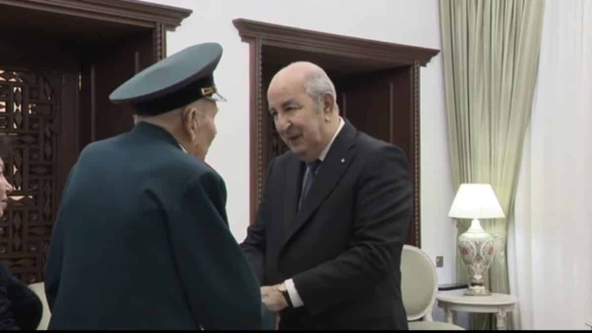 Vidéo. Tebboune reçoit le colonel russe Andreï Pavlenko