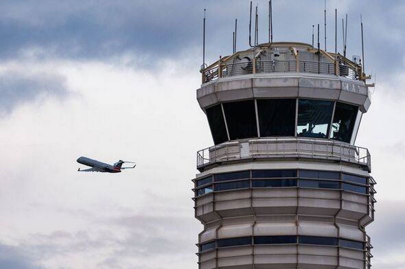 Ronald Reagan airport in Washington DC grounds flights over alarming ...