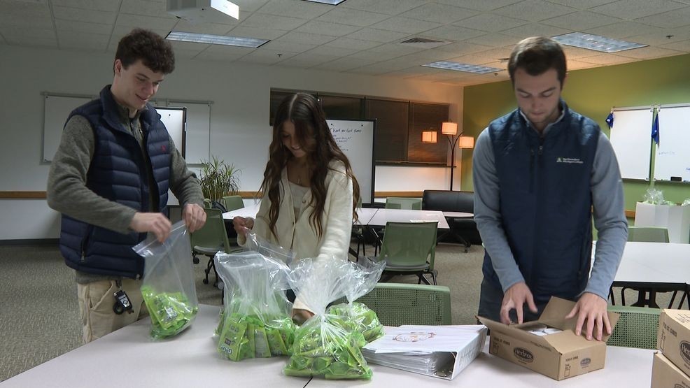 NMC students tackle food insecurity with Thanksgiving meal boxes for ...