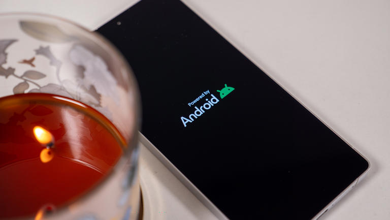 Major security fixes to start 2026 arrive for the Galaxy S25 series