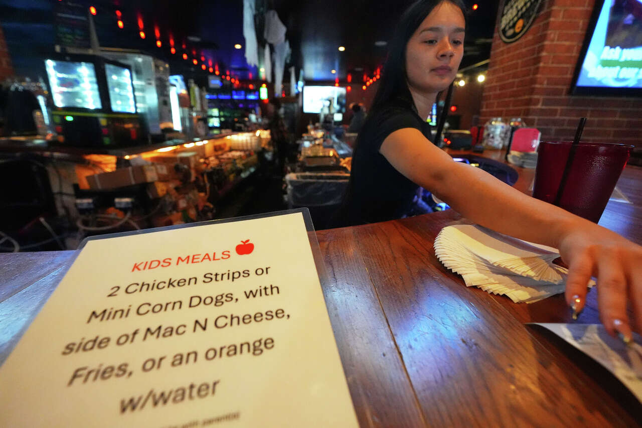 SNAP cuts hit Texas foster kids: ‘We can't rely on the government'