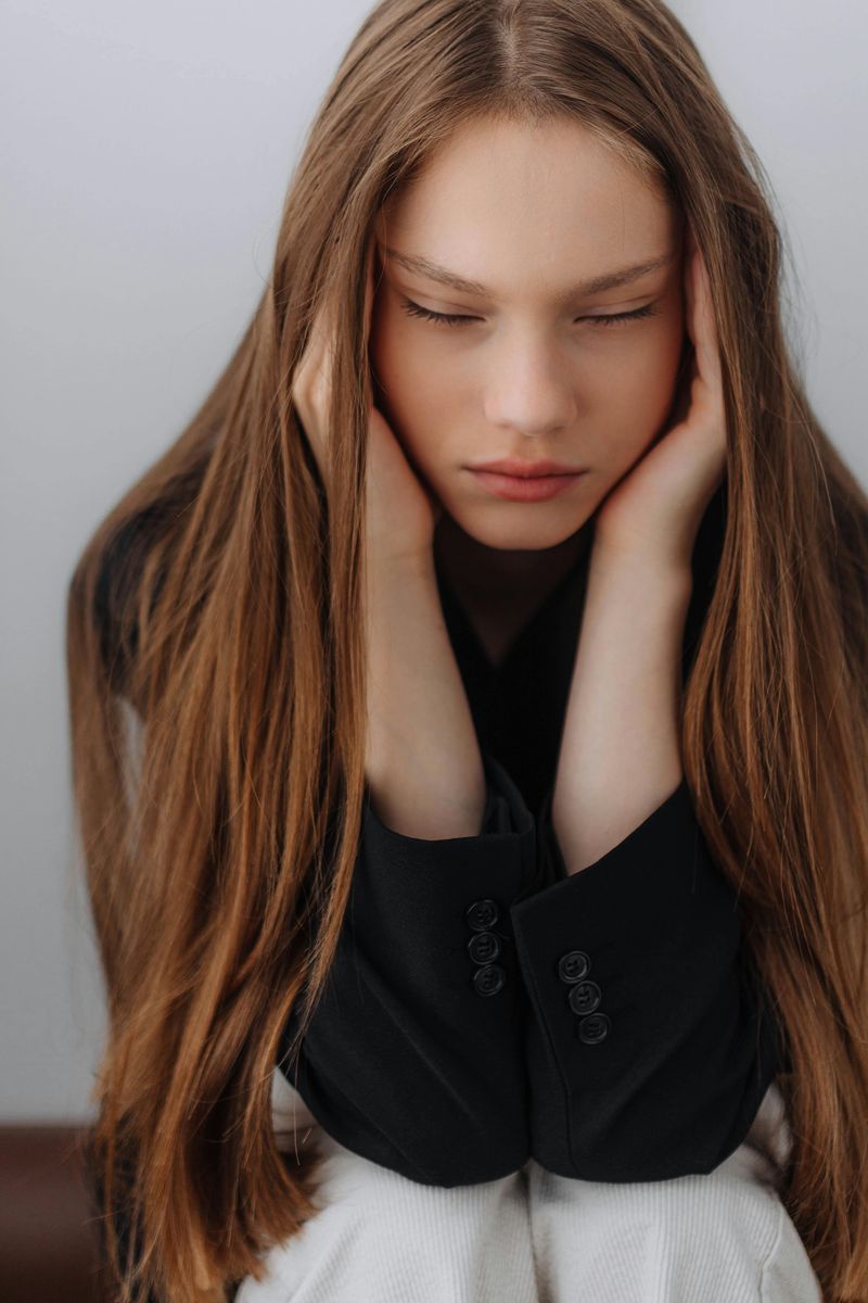 15 Things Empaths Do That Confuse Everyone Else