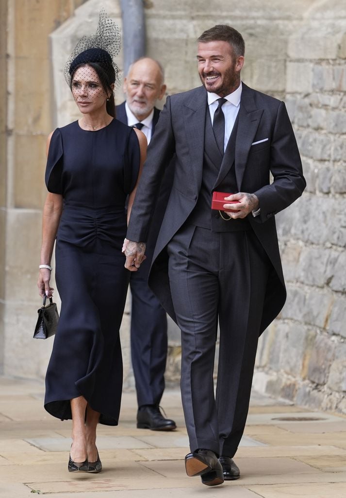 Victoria ya es Lady Beckham: recupera su vestido que gusta a la realeza ...