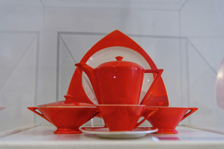 In Kingston, a museum where every plate tells a story