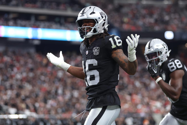 Raiders trading WR Jakobi Meyers to Jaguars for draft picks