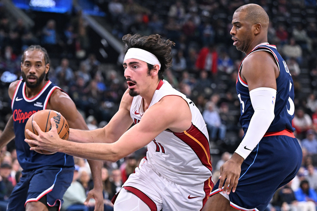 Bam Adebayo scores 25 points, Heat hold off Clippers 120-119 following ...