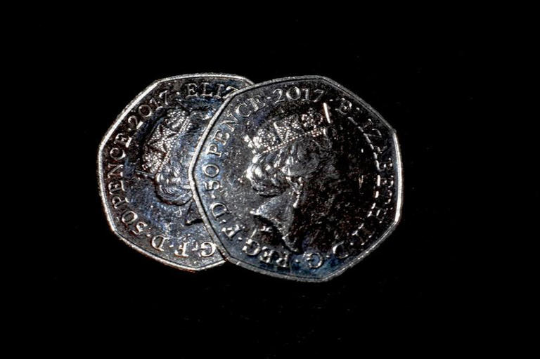 Queen Elizabeth 50p listed for £300,000 but rare coin collector sends ...