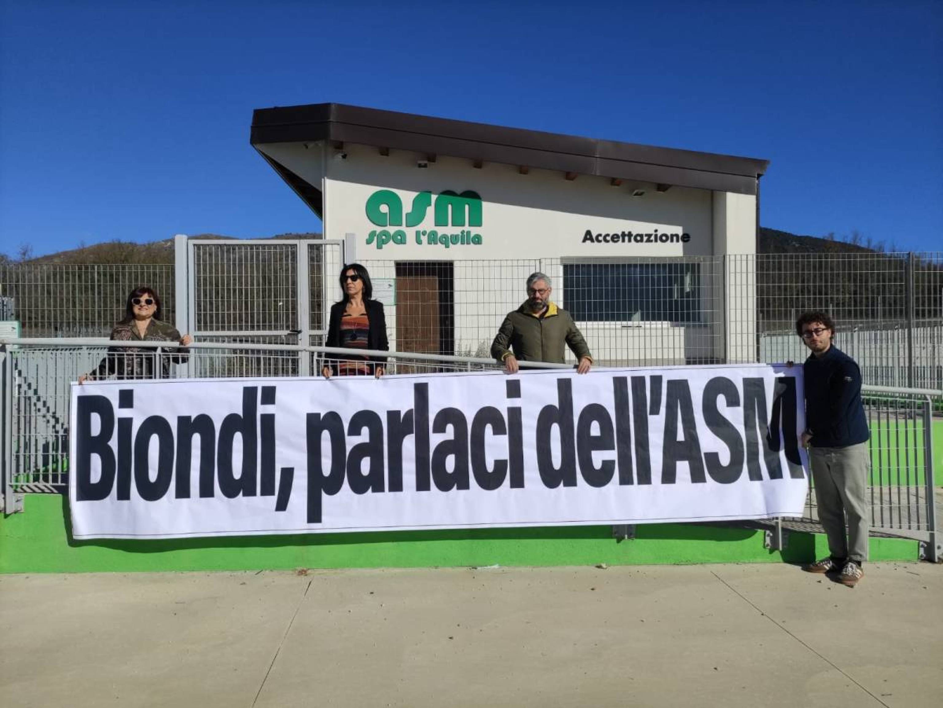 Debiti Asm per nove milioni, flash mob consiglieri minoranza