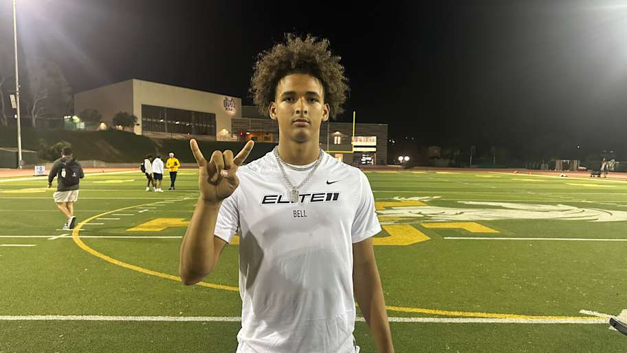 Texas Longhorns Five-Star QB Commit Signs Deal with Nike