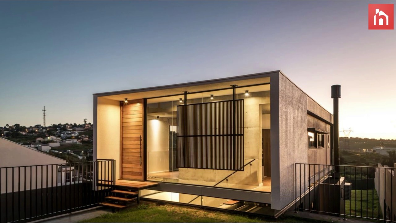 Small modern house takes advantage of uneven topography and a special ...