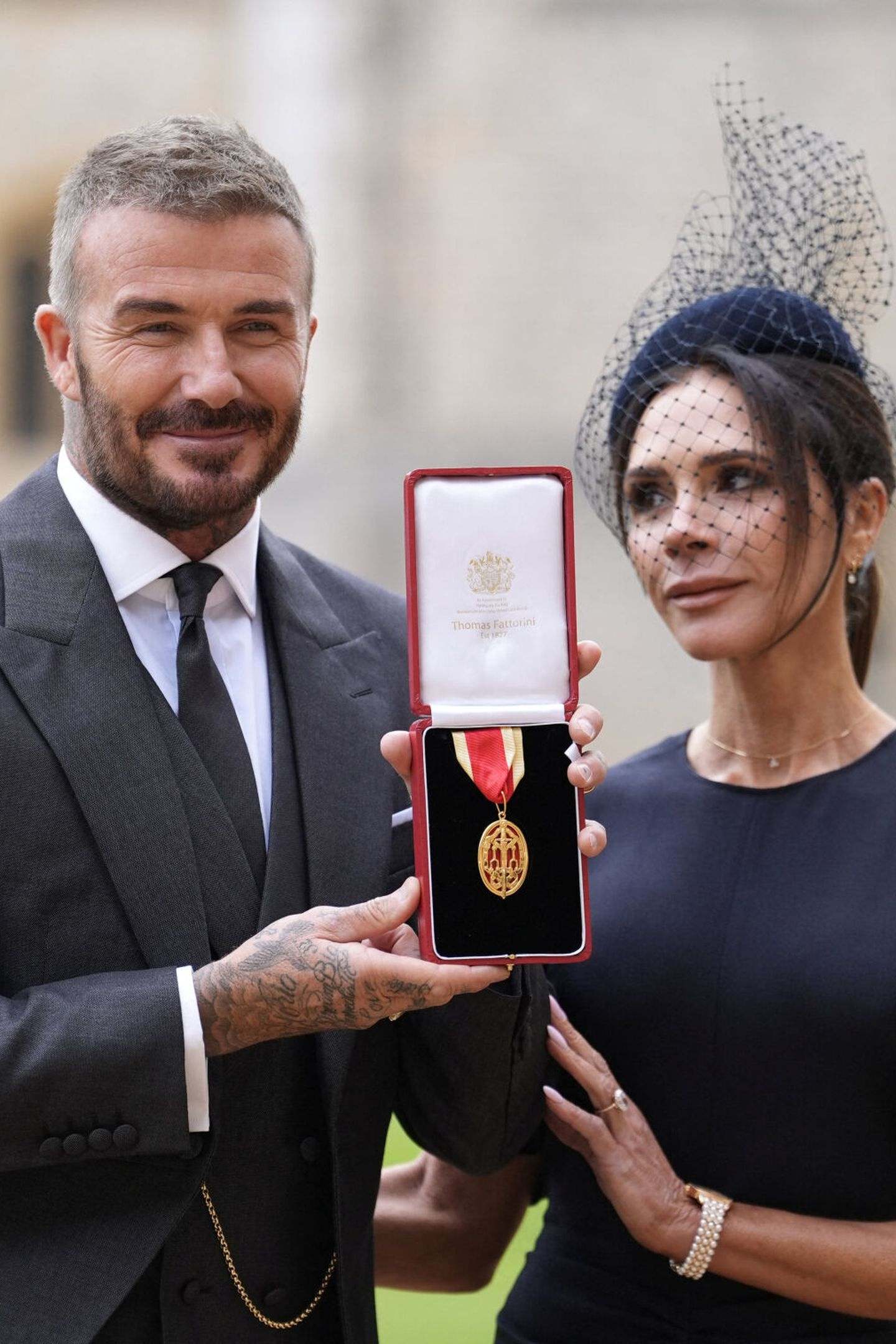 David y Victoria ya son Sir y Lady Beckham: el exfutbolista ya es ...
