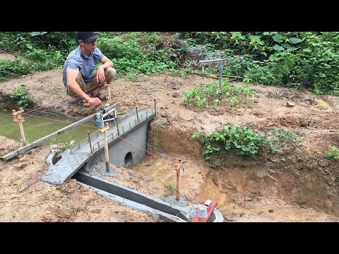Mini Construction Of Hydropower And Automatic Vgetable Irrigation System