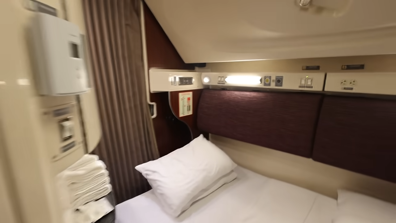 Life onboard Amtrak’s First Class sleeper for 28 hours