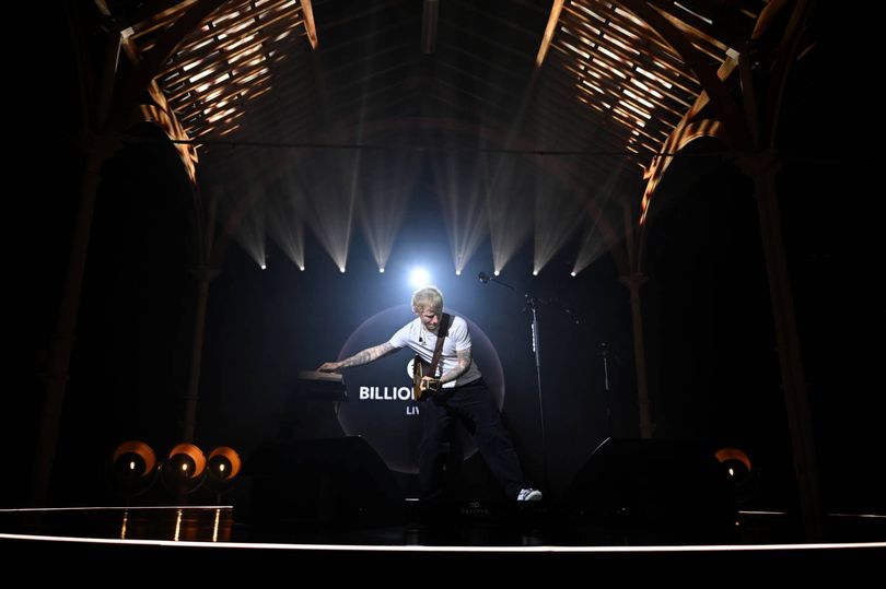 Ed Sheeran wows fans with rendition of traditional Irish song at secret ...